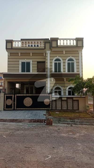 R Block Beautiful made House for sale Gulberg Residencia - Block R ...