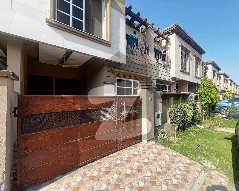 5 Marla House For Sale In Paragon City Block Woods Paragon City - Woods ...