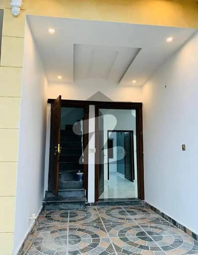 10 MARLA LOWER PORTION FOR RENT GAS AVAILABLE AWT Phase 2, AWT Army ...