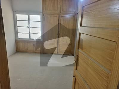 AL-AZAM Two Bed Ground Floor Flat (700 Sq-Ft) Block-1 F. B Area On Sale ...