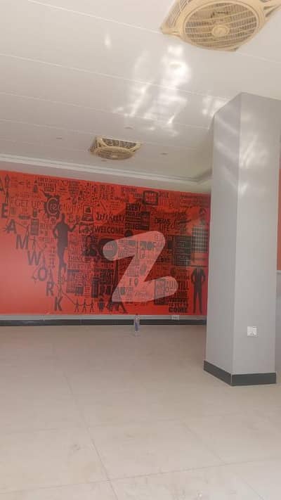 Unoccupied Office Of 322 Square Feet Is Available For Rent In National ...