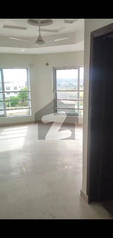 Flat In Bahria Business District Sized 250 Square Feet Is Available ...