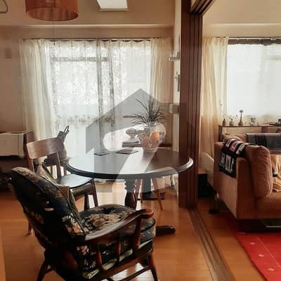 1750 Sqft 2nd Floor Apartment In Decent Condition Located In A ...