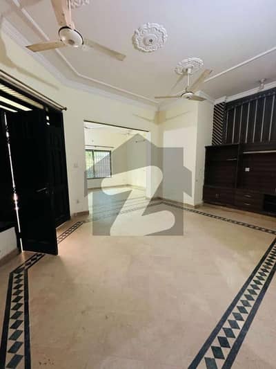 Prime Location House Of 5 Marla Is Available For rent Gulraiz Housing Society Phase 2, Gulraiz ...