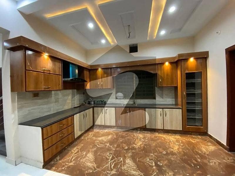 13 Marla House For Rent In Near Mall Off Multan Mall OF Multan, Bosan ...
