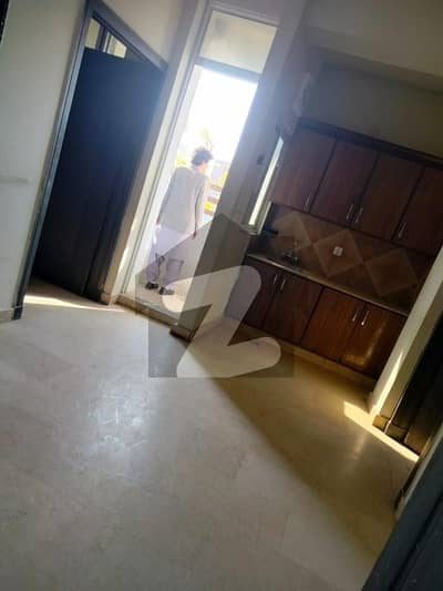 F-15 , Mini Market 2 Bed Flat For Sale F-15, Islamabad ID52000847 ...