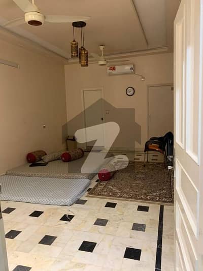1400 Square Feet 1st Floor Flat On Main Rd Near Farooq E Azam Masjid ...