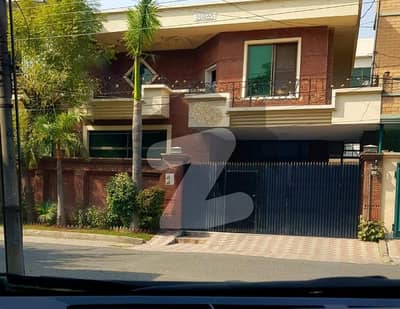 Beautiful House At Prime Location Nespak Scheme Phase 1, College Road ...