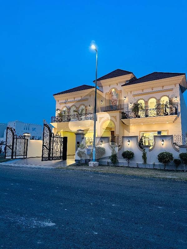 1 Kanal Park Facing Dream House With A+ Construction Located At Prime Location Royal Orchard ...