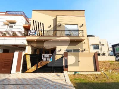 Brand New Modern 5 Marla House Available For Sale DHA 11 Rahbar Phase 2 ...