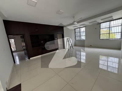 Beautiful Fully Tile Flooring Renovated House For Rent In F10 5bedRoom ...