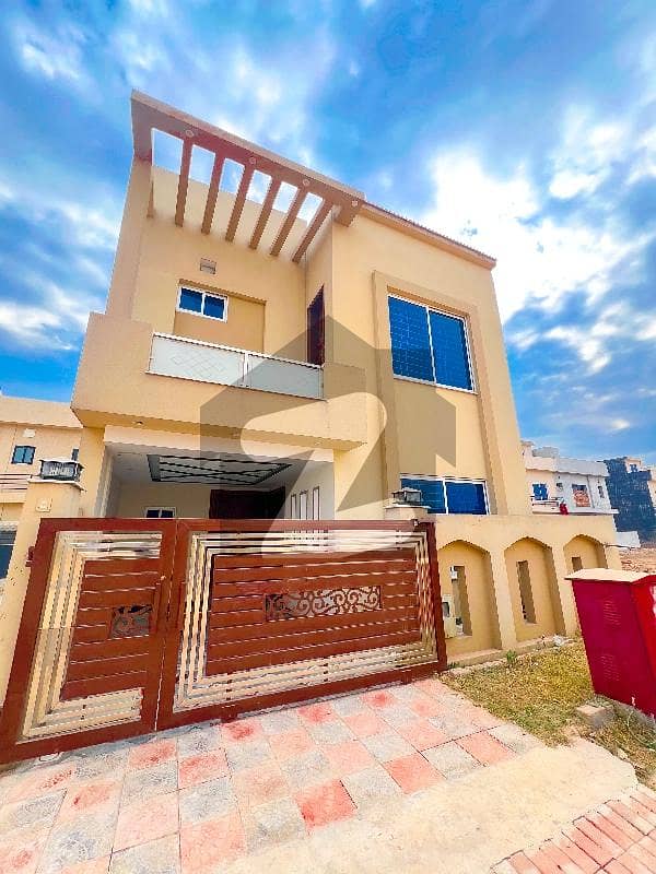 5 Marla Brand New House For Sale Bahria Town Phase 8 - Safari Valley ...