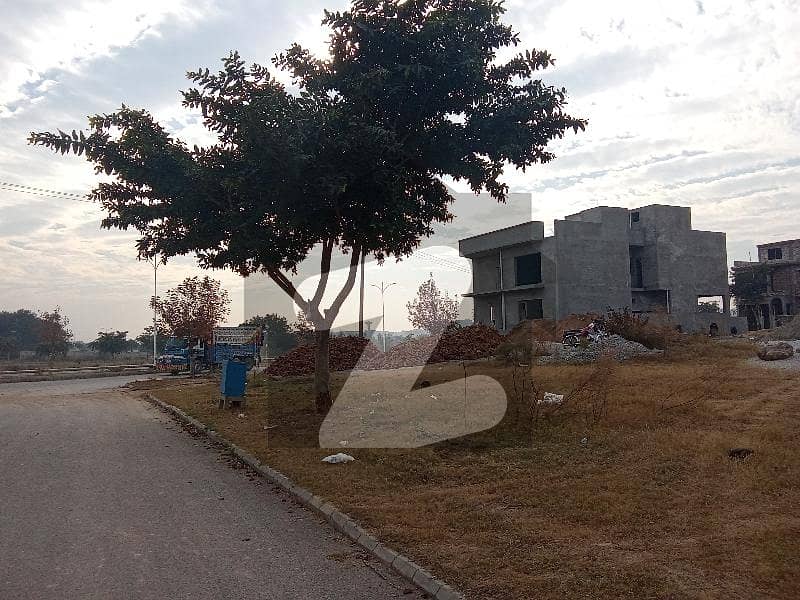 R Block Front Open Solid Level Possession Plot Gulberg Residencia ...