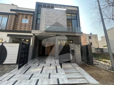 5 Marla Brand New House For Sale In Lake City - Sector M-7C Lake City ...