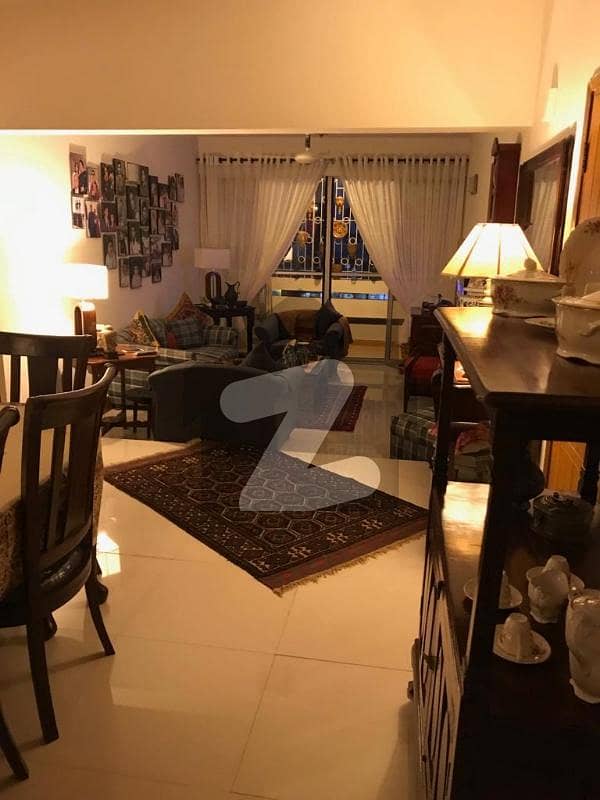 Clifton Block 2 Unfurnished Sea Cliff Apt 3 Bedrooms Attached Bathrooms ...