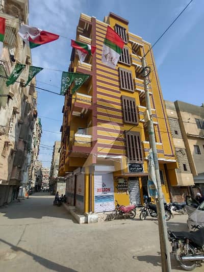 Flat For Sale In 4th Floor With Roof On A Prime Location Of Allah Wala ...