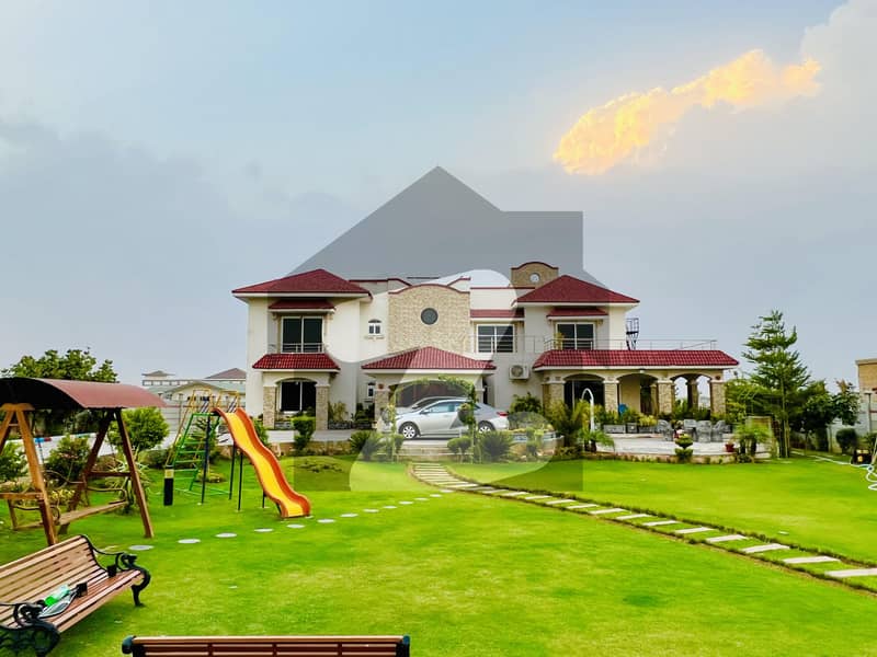 Exquisite 5 Kanal Luxury Newly Constructed Farmhouse In Multi ...