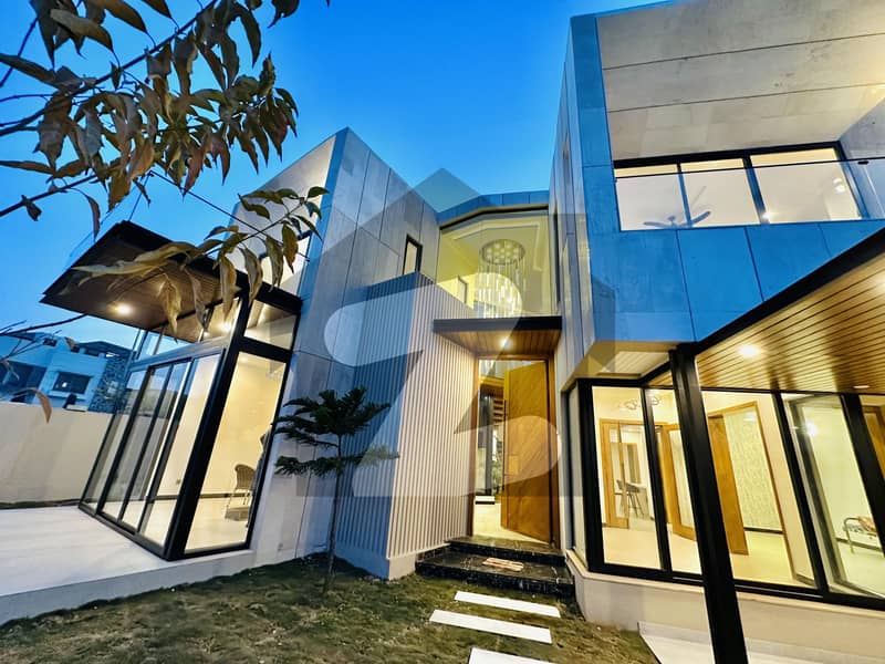 Sleek 5-Bedroom Corner Home With Contemporary Architecture DHA Defence ...