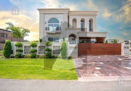 RAEES FAHEEM BRAND NEW EYE CATCHING SUPERB HOUSE FOR SALE DHA Phase 7 ...