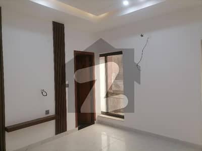 House For sale Is Readily Available In Prime Location Of Green Town Green Town, Faisalabad ...