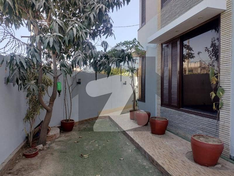 Spacious Park-Facing Home For Rent 500 Yards Park-Facing DHA Phase 7 ...