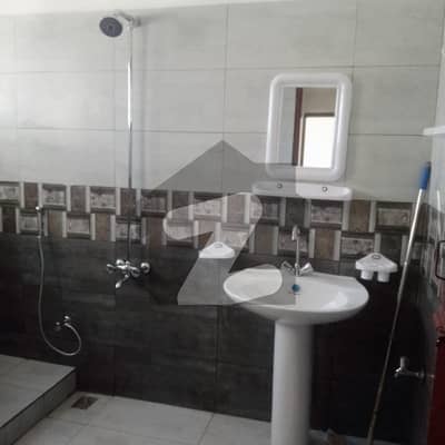 D Type 3rd Floor Flat For Rent In PHA Apartments I-11/1 Islamabad I-11/ ...