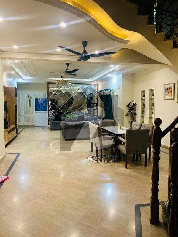 Slightly Used Owner Build House Available For Sale Nasheman-e-Iqbal ...