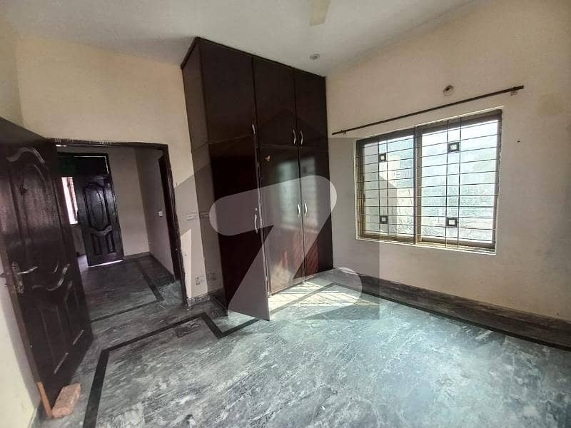 Flat Of 365 Square Feet In Johar Town Phase 1 Is Available Johar Town ...