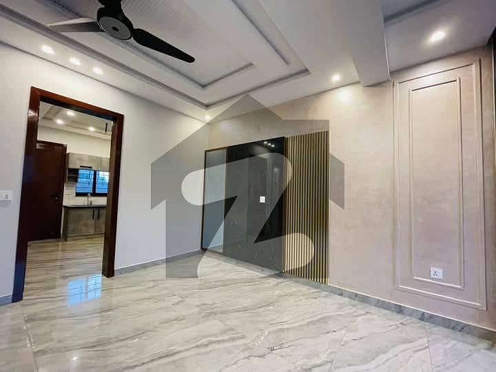 Gulshan E Iqbal Block 5 Upper Portion Silent Commercial Office Reday To ...