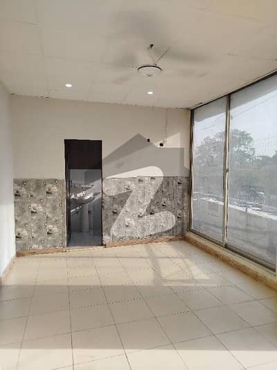 500 SQUARE FEET FLATS FOR SILENT OFFICE RENT IN JOHAR TOWN H3 BLOCK LAHORE Johar Town Phase 2 ...