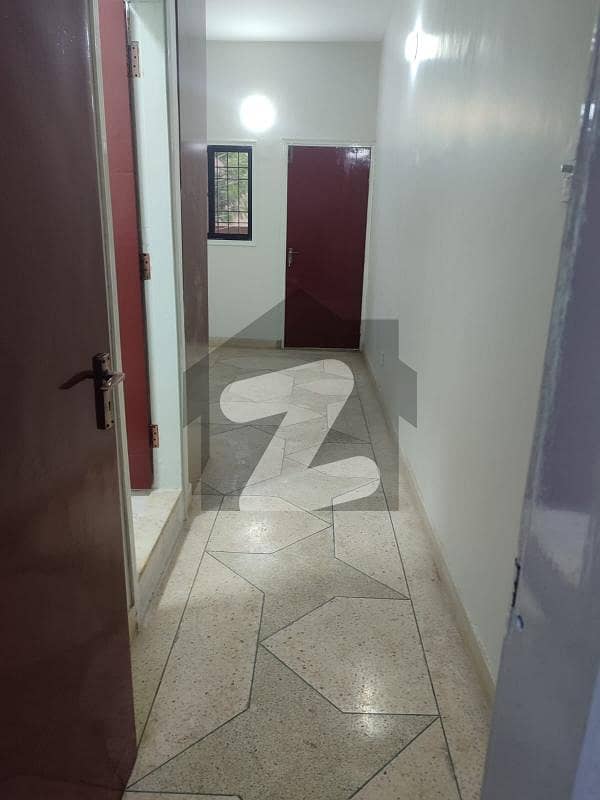 400 SQRYARD FIRST FLOOR 2BDL BLOCK 5 GULSHAN IQBAL Gulshan-e-Iqbal ...