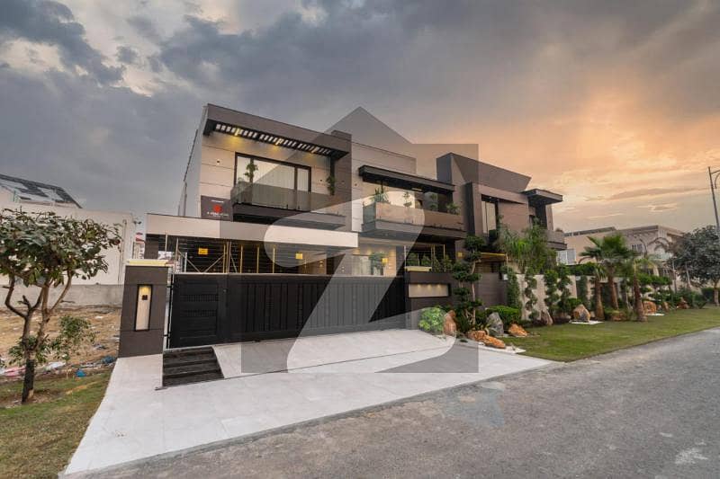 Ultra Luxurious Full Basement Furnished With Pool Home Theater Gym At ...