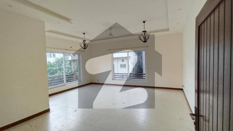 A Luxury House Upper Portion With Separate Gate & Servent Room E-11/3 ...