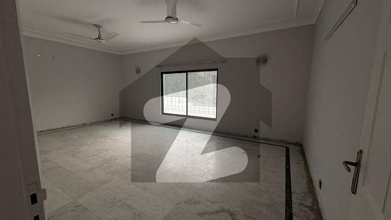Kanal Upper Portion Valencia Town Valencia Housing Society, Lahore ...