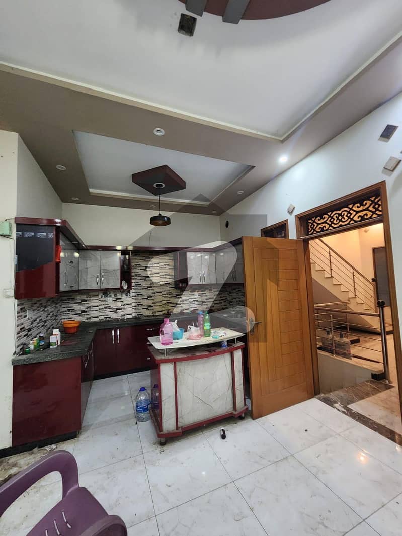 Saadi Town Block/4 120/Sq Yards First Floor With Roof Brand New Construction Without Gas Saadi ...