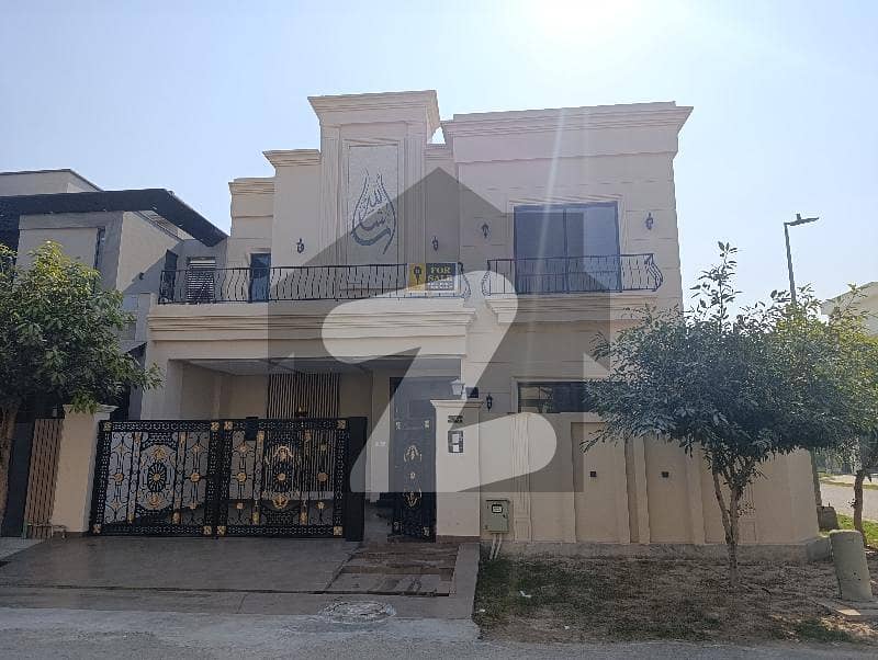 Corner House 11 Marla Brand New House Near Park Royal Orchard - Block C ...