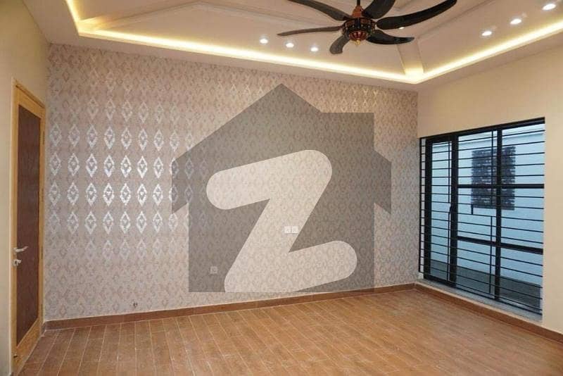 600 Yard Top Class Bungalow National Stadium 4 Bed Rooms Drawing Dinning Lounge Kitchen With ...