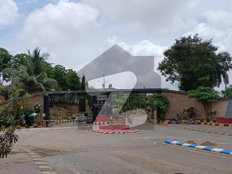 240 Yard Top Class Location Back National Stadium 5 Bedrooms House 2 ...