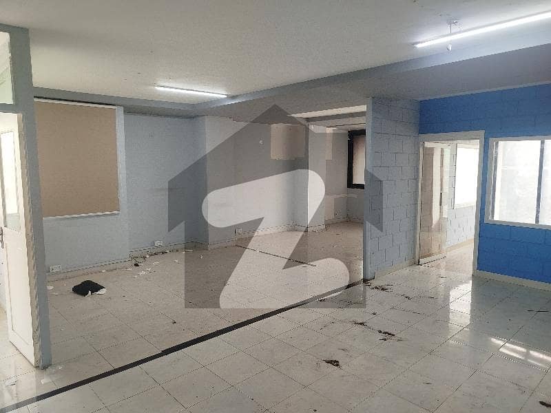 600 Sq Yards Office Space Available For Rent VIP Location Of Pechs ...
