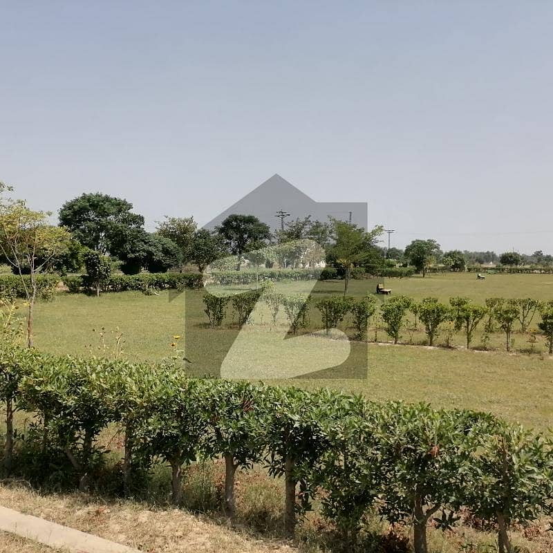 21 Marla Corner Plot For Sale, PGSHF Scheme, Sahiwal Prime Location ...
