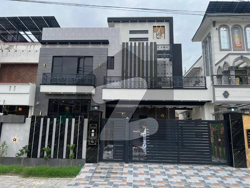 10 Marla Ultra Modren Design House Available For Sale Near To Park And ...