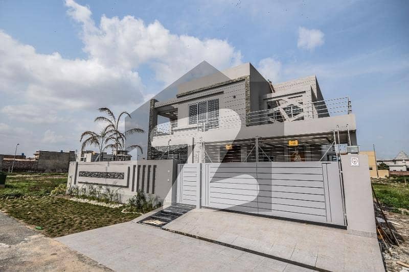 20 Marla Elegant And Fully Maintained Super Hot Located Bungalow Is ...