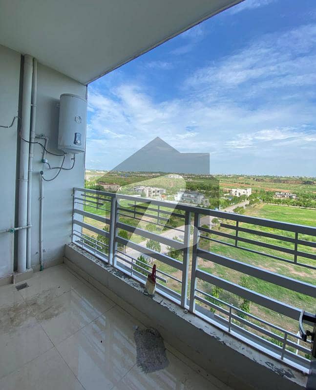 2 Bed Non Farnished Apartmint Available For Rent In Diamond Mall On 1st ...