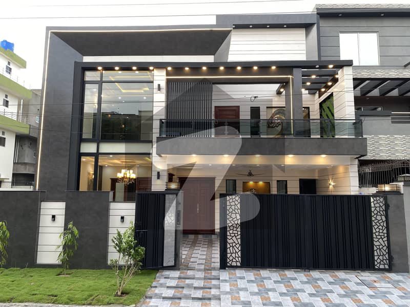 10 Marla Brand New Ultra Modern Design House For Sale In OPF Society ...
