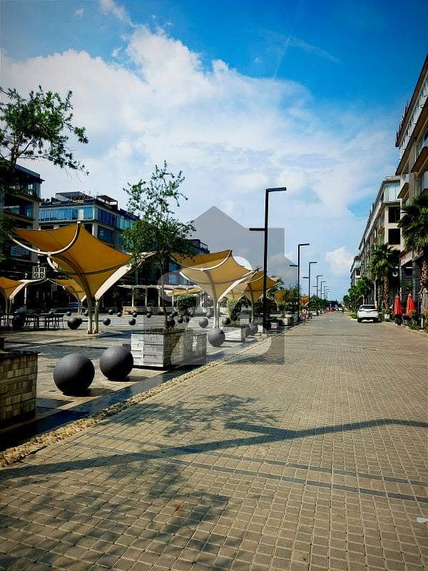 8 MARLA FULL BUILDING FOR RENT ON TOP LOCATION OF DEFENCE RAYA Defence ...