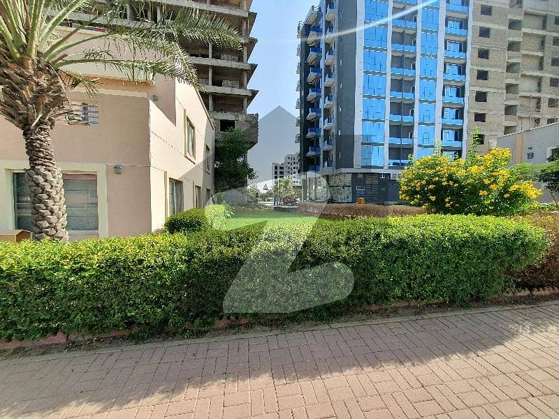 Park Facing Corner And Semi Corner Quaid Villa With Huge Garden 3 ...