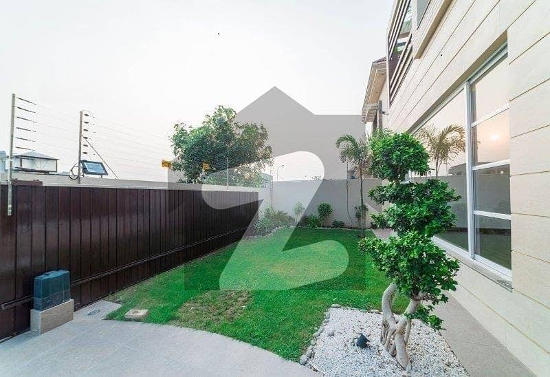 20 MARLA ELEGANT AND FULLY MAINTAINED SUPER HOT LOCATED BUNGALOW IS ...