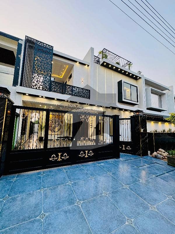 BUCH EXECUTIVE VILAS MULTAN 10 MALLA DOUBLE STORY HOUSE FULLY ULTRA ...