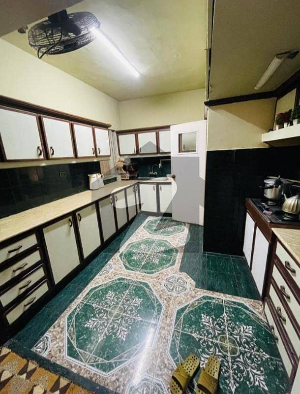 3BDD 1950 SQFT 5 FLOOR CORNER WEST OPEN. . . Gulistan-e-Jauhar - Block ...