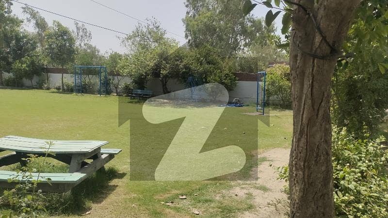 10.5 MRLA PLOT PARK MASJID SECURITY GREEN AVENUE NEAR BZU GATE MPS ROD ...